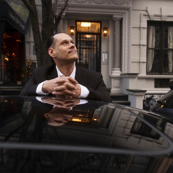Car with Chauffeur Milan: Attend Premiere of TV Series
