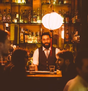 Hidden bars in Milan: a special tour with a private driver